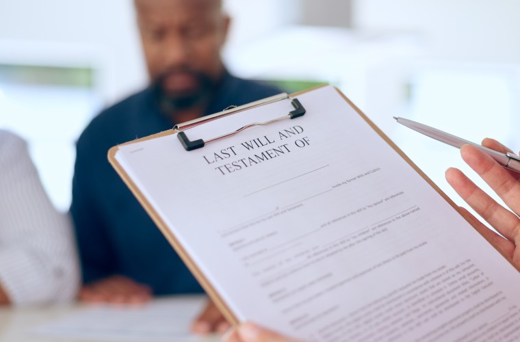 Michelle Rossiter | Associate Legal Executive | Young Hunter Lawyers