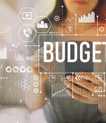 Keely Marbeck | Partner | Young Hunter Lawyers